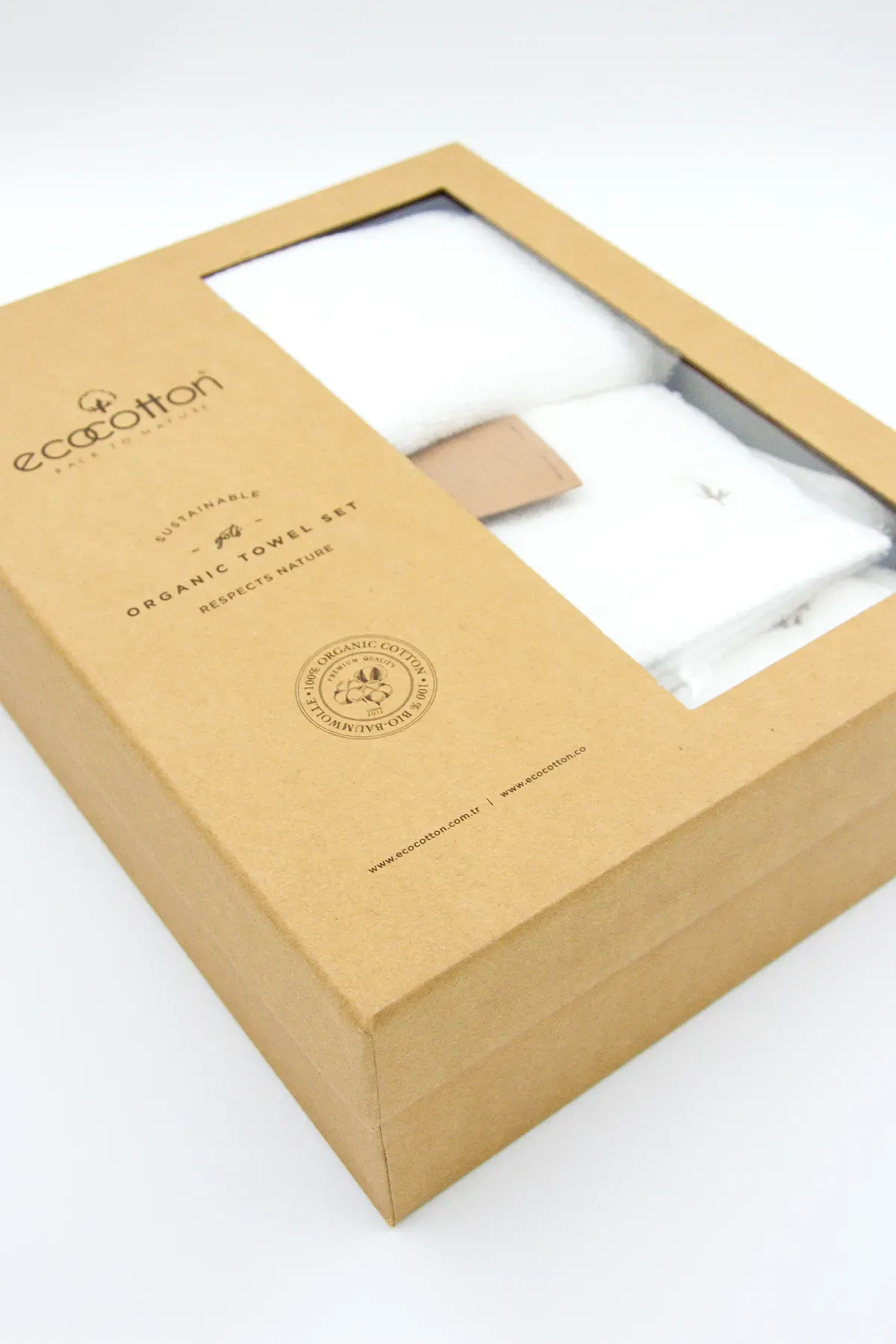 Gifts in Stylish Gift Packaging – Robes, Throws & More